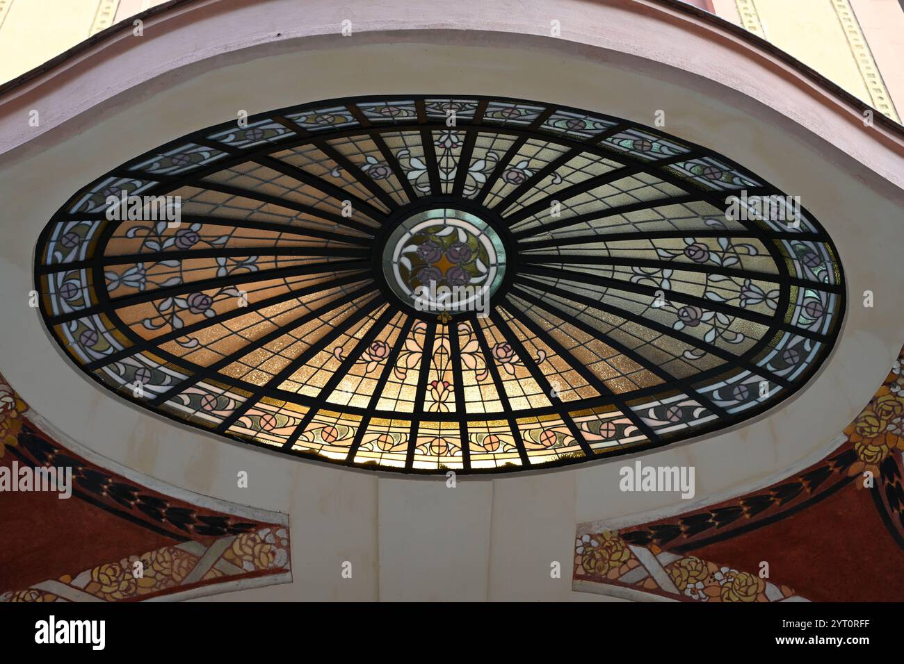 Reims opera house exterior Stock Photo - Alamy
