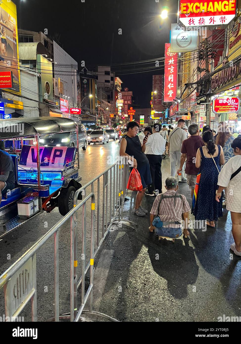 Bangkok street scenes Stock Photo - Alamy