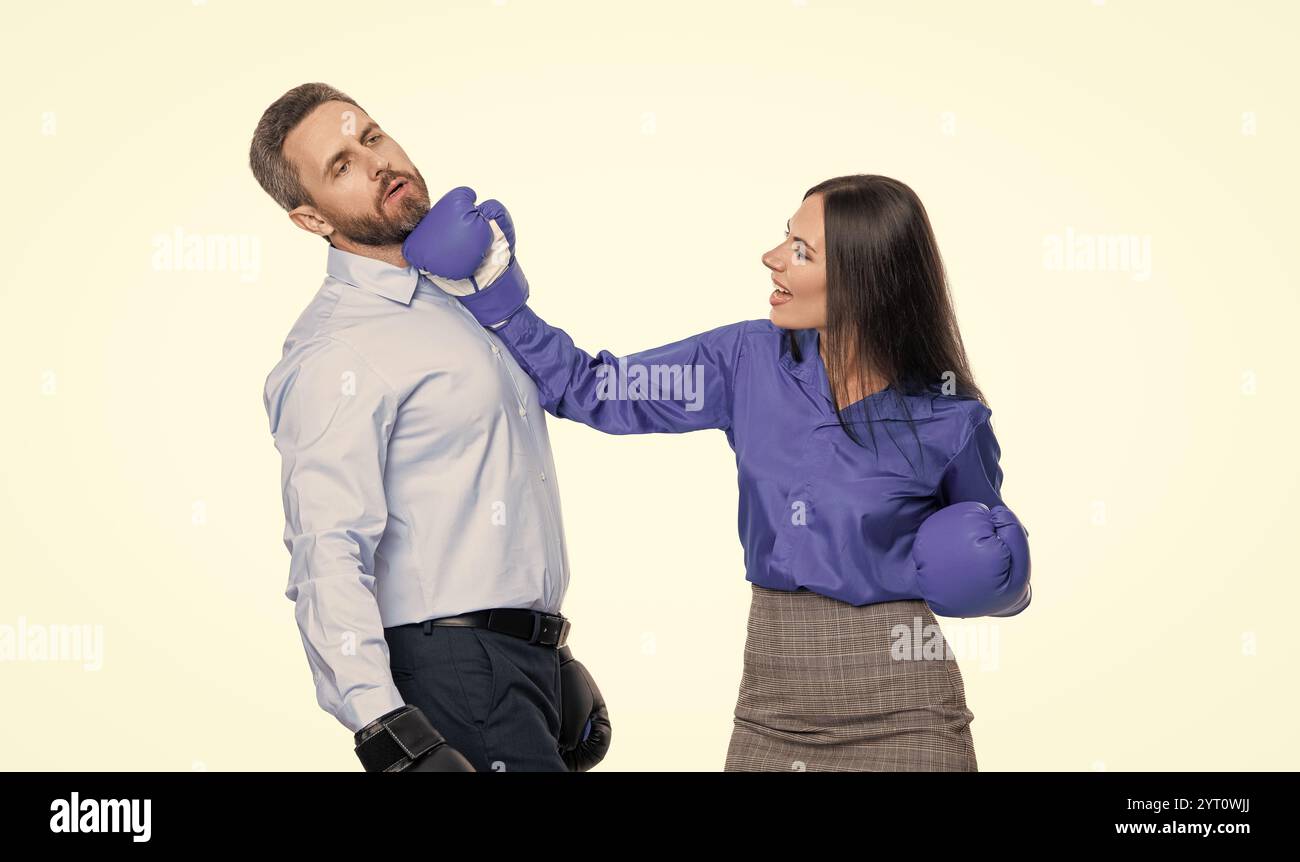 Business partners fighting in hi-res stock photography and images - Alamy