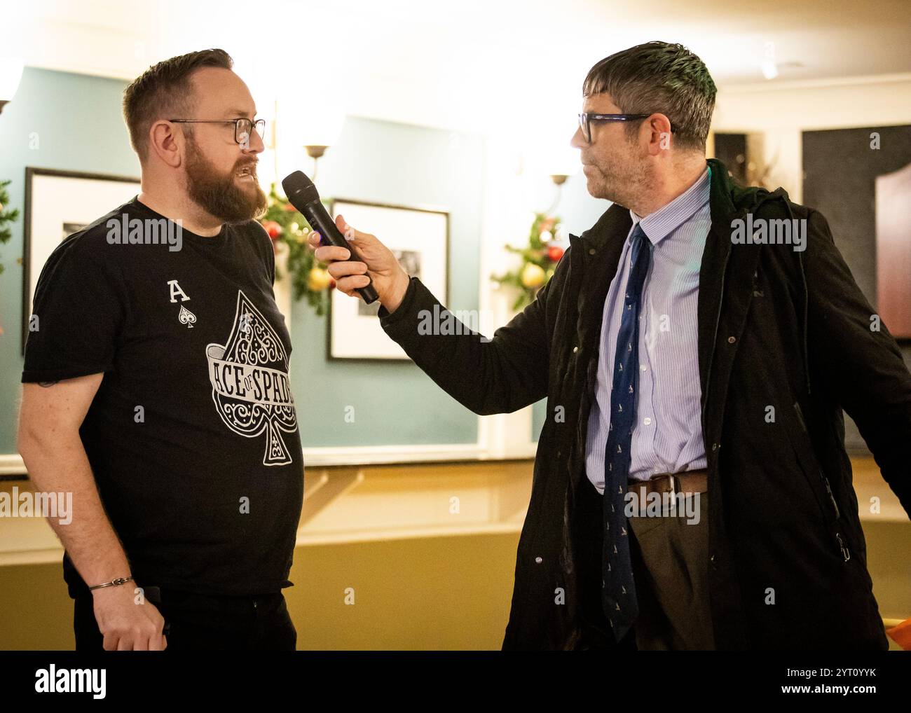 Angelos Epithemiou performing at the Cancer Research UK City of London ...