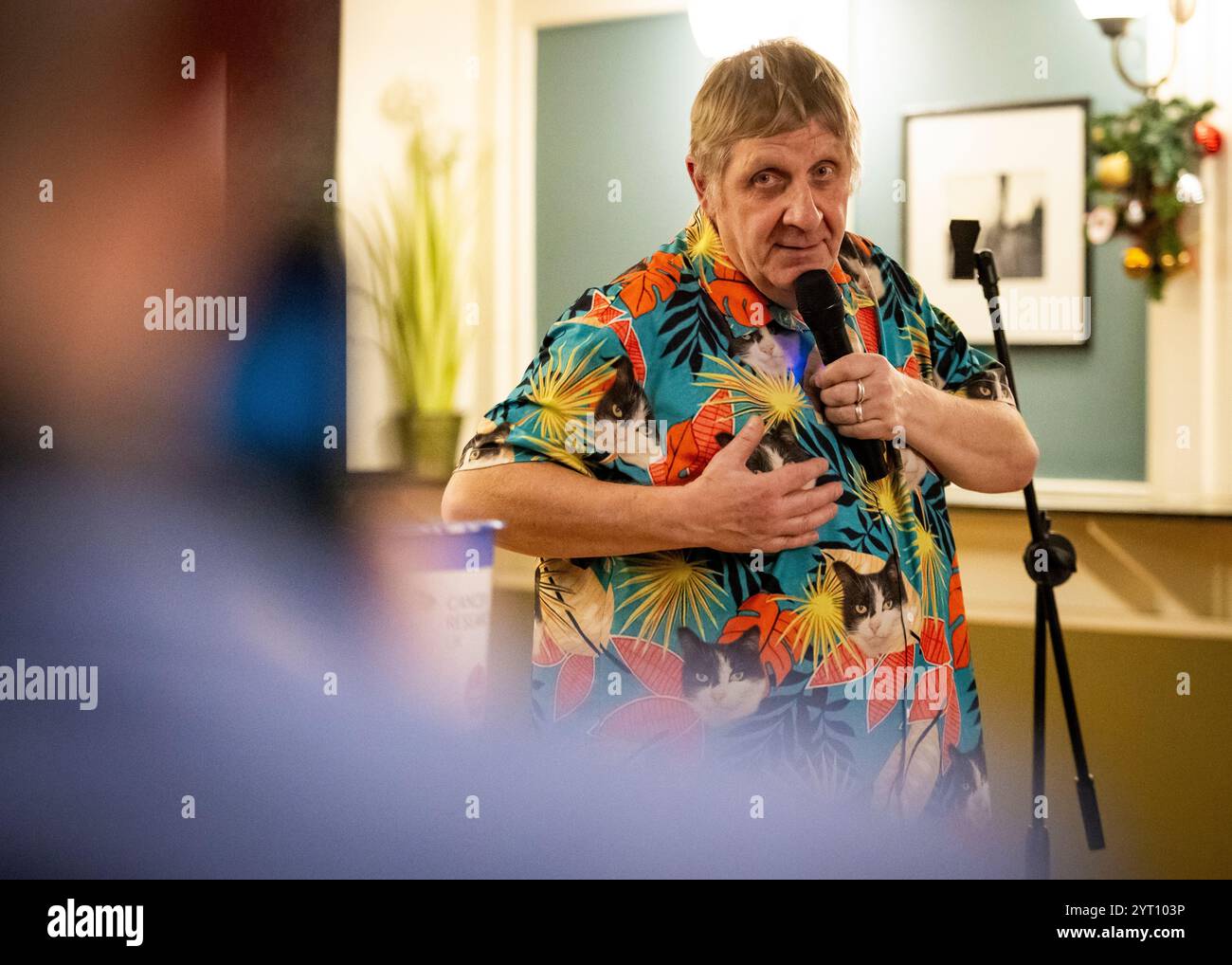 Hawaiian comedian hi-res stock photography and images - Alamy