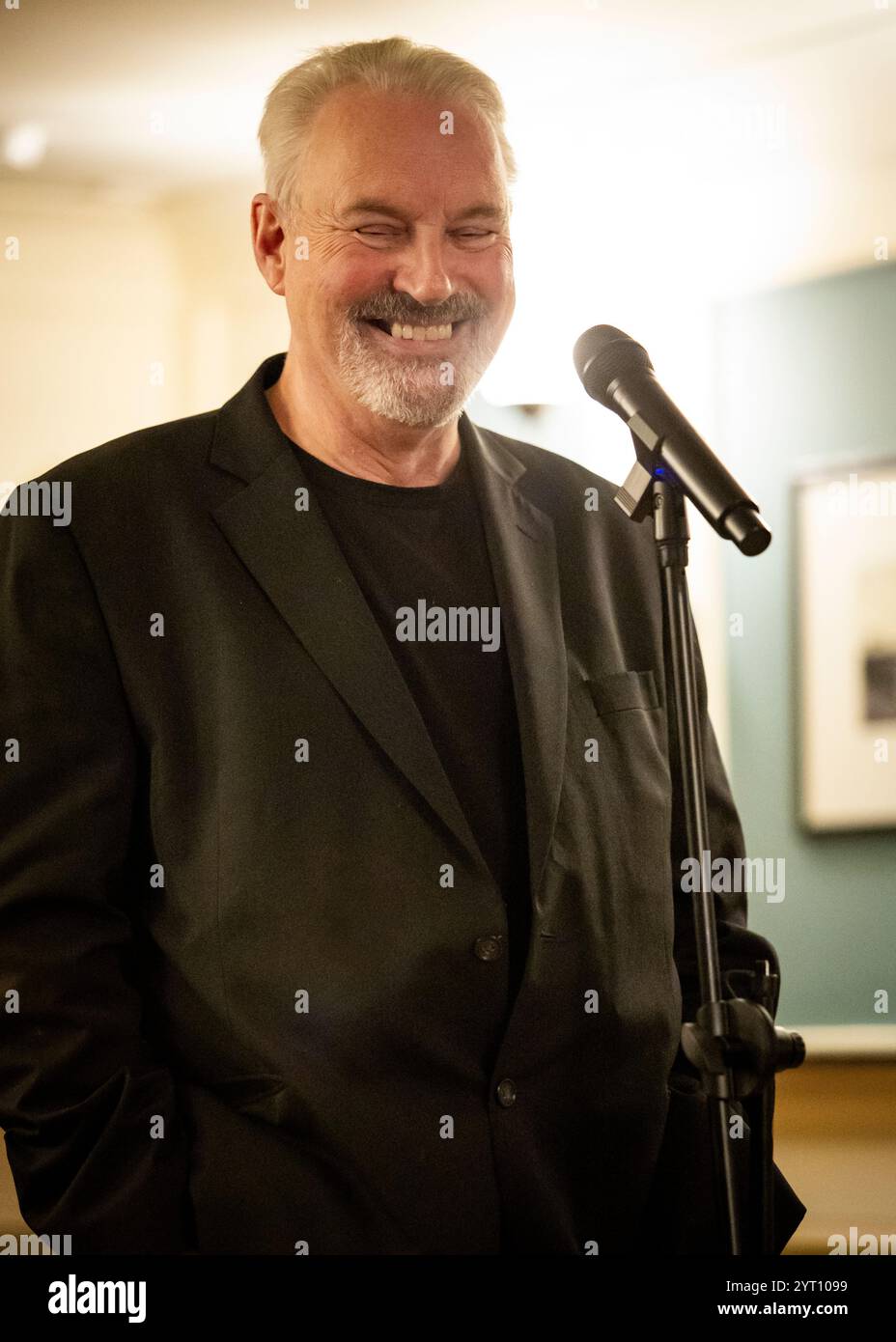 Sons of macha hi-res stock photography and images - Alamy