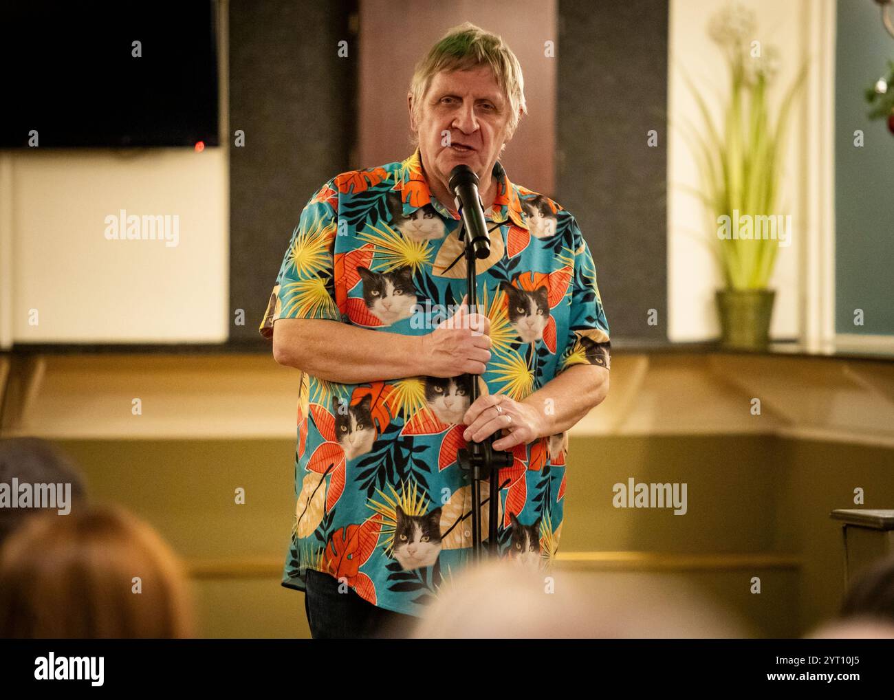 Hawaiian comedian hi-res stock photography and images - Alamy