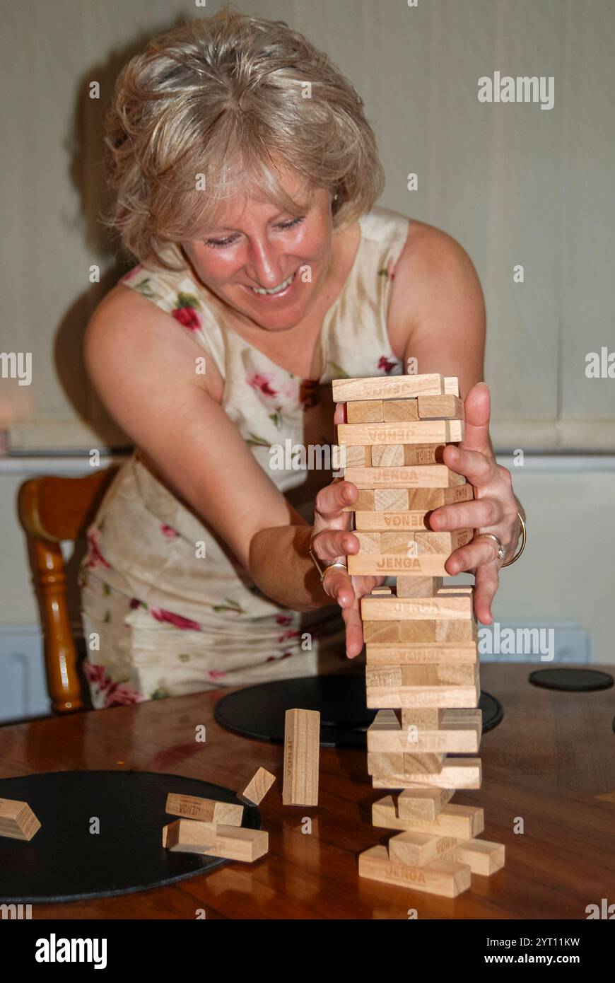 2000s woman hi-res stock photography and images - Alamy