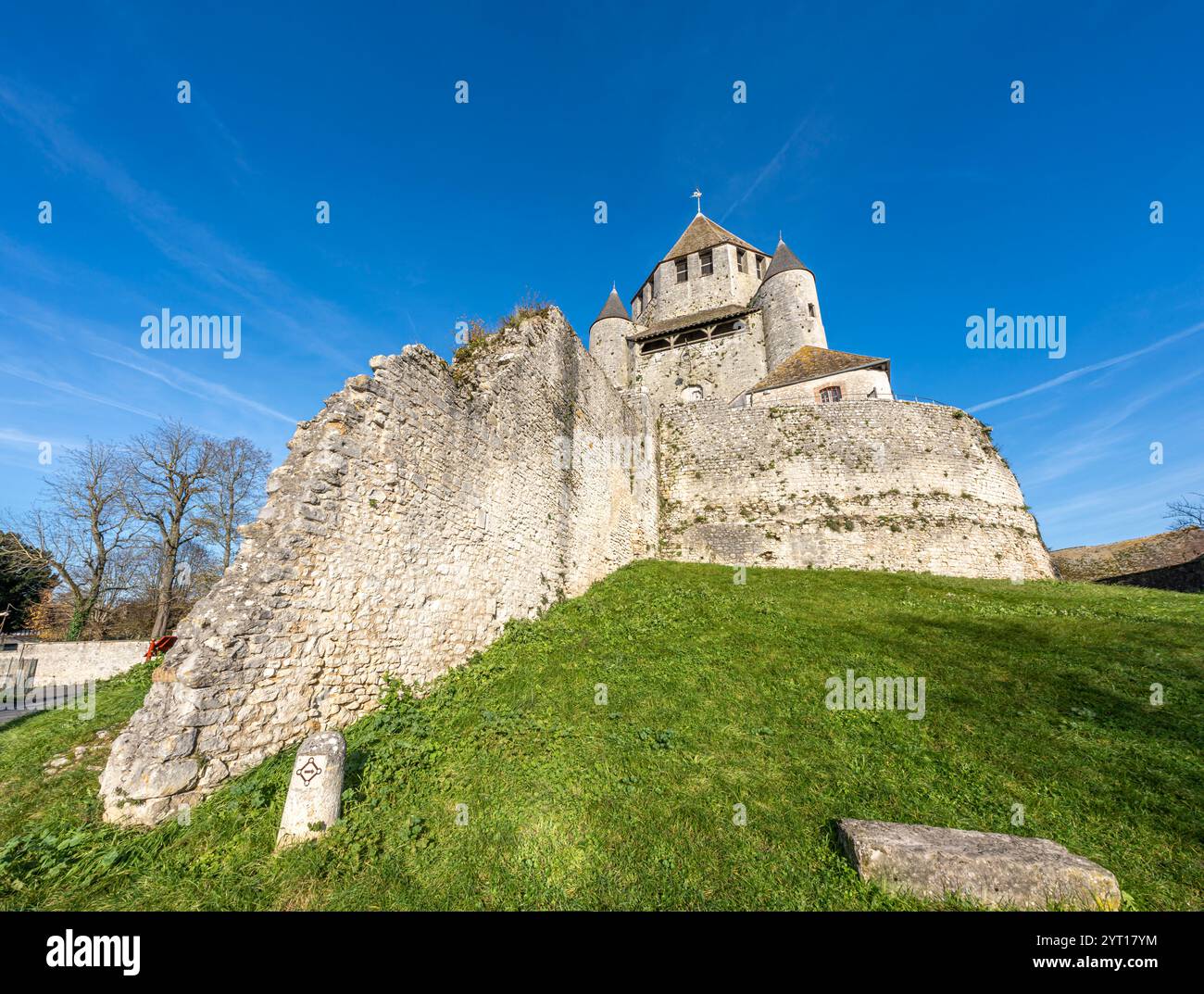 Provins, France - 11 30 2024: Panoramic view of the Caesar Tower in the ...