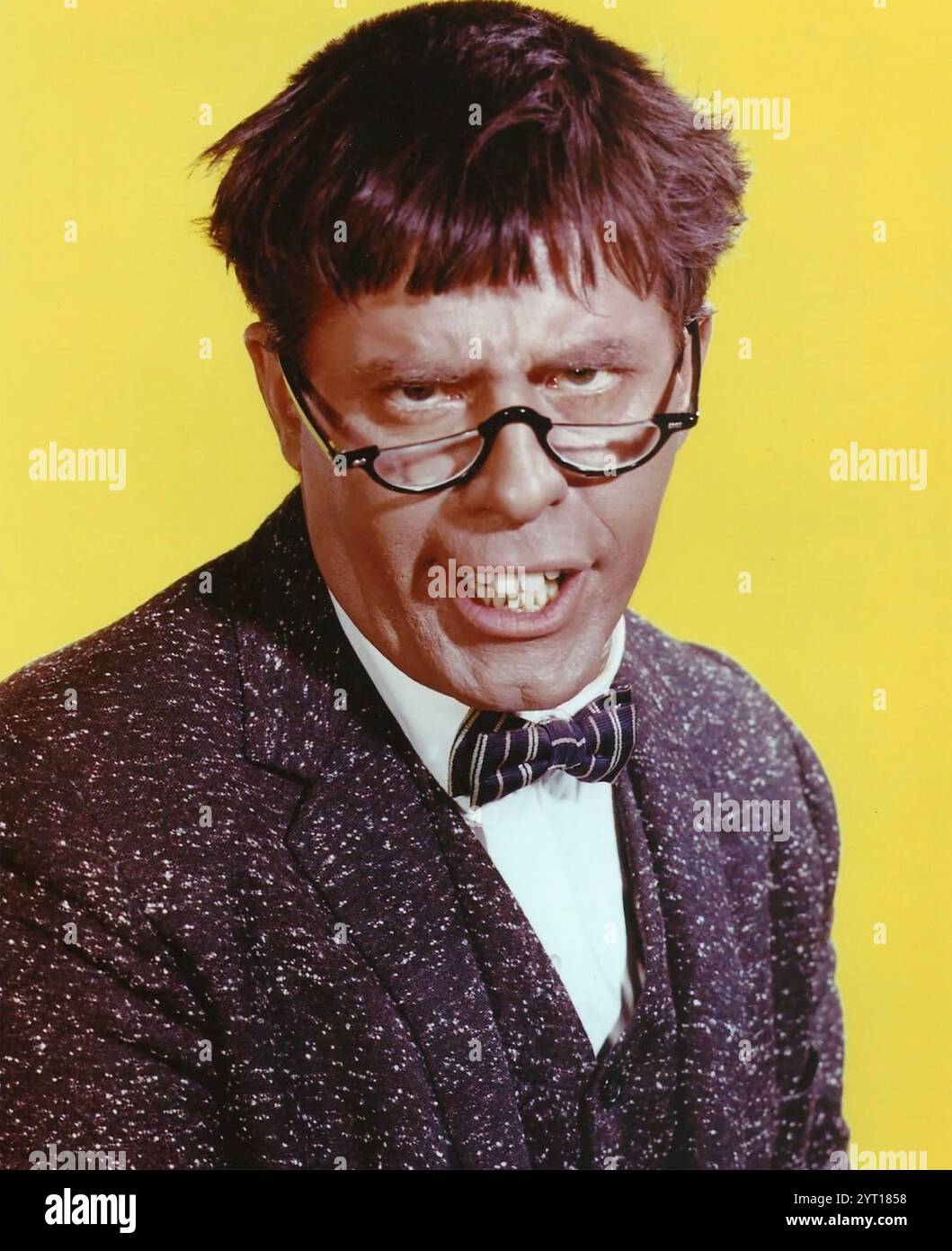 THE NUTTY PROFESSOR 1963 Paramount Pictures comedy with Jerry Lewis as ...