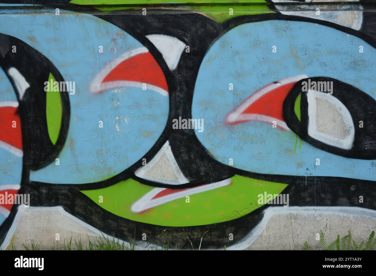 Drawing, graffiti with the image of the word SOARE applied to a brown ...