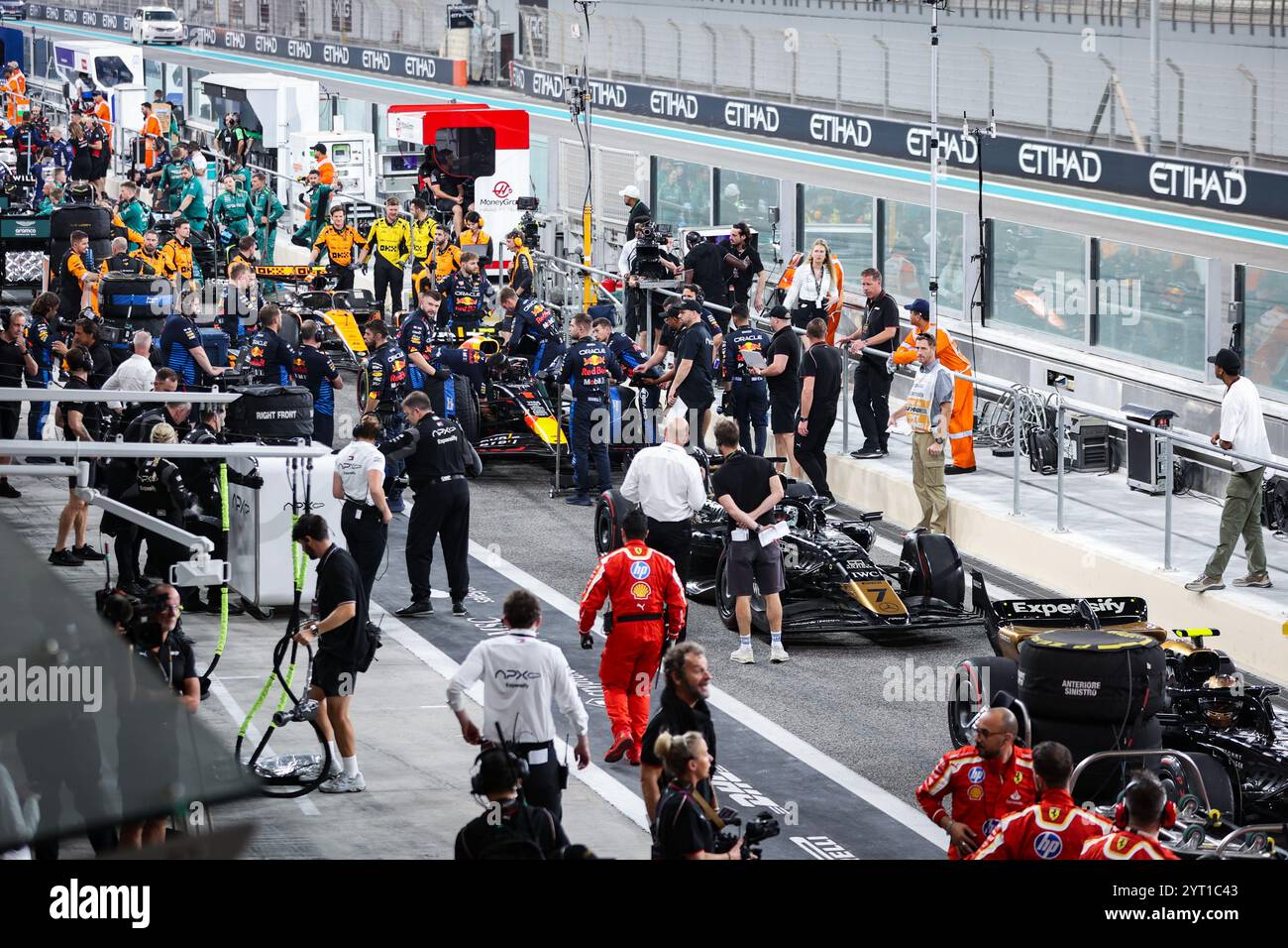 07 APX GP Modified F2 car prepared by Mercedes Applied Science and ...