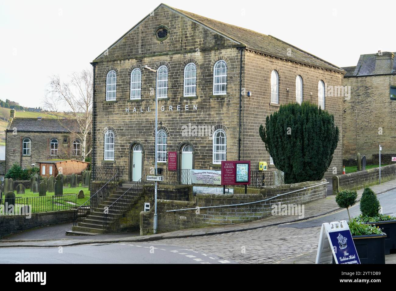 English georgian religious architecture hi-res stock photography and ...