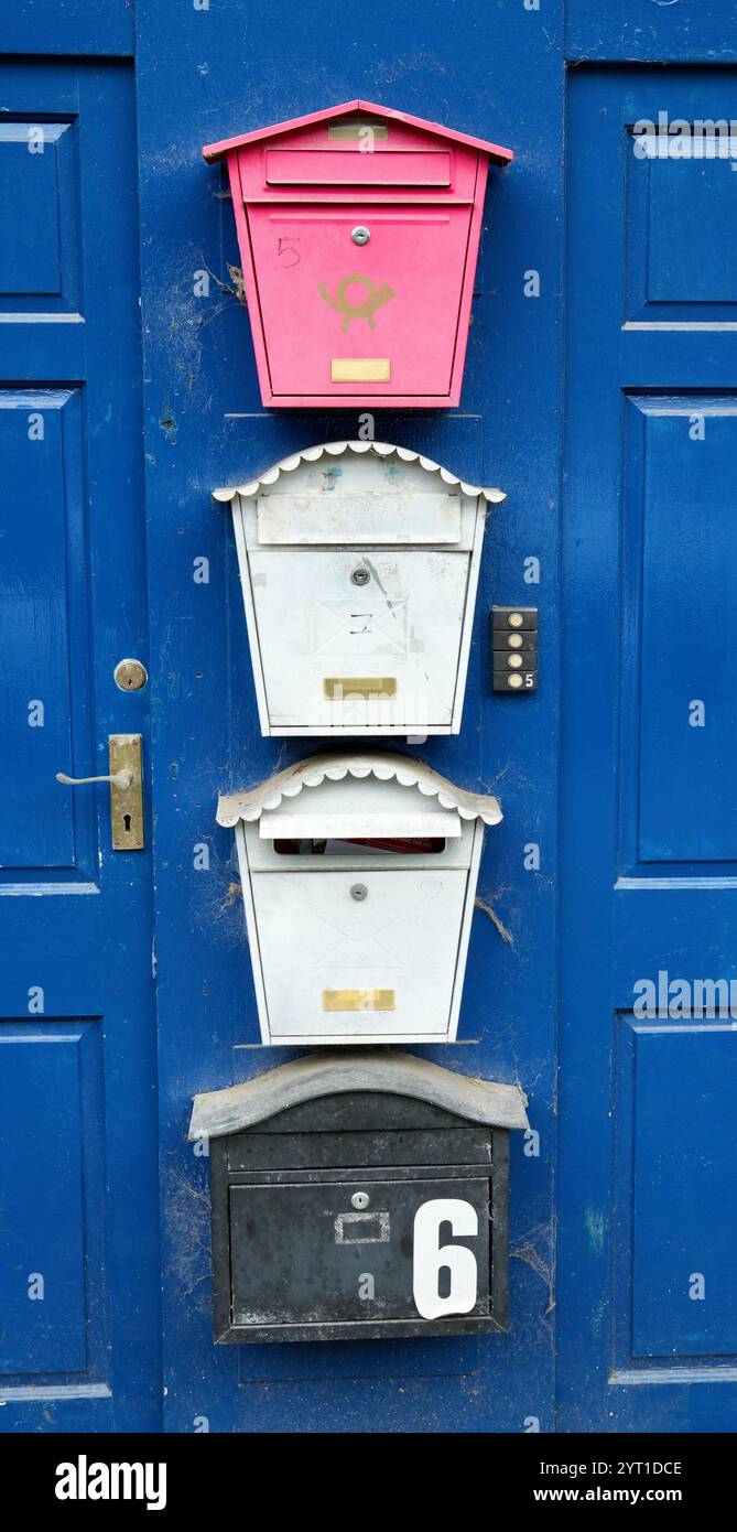 Blue letter boxes hi-res stock photography and images - Alamy
