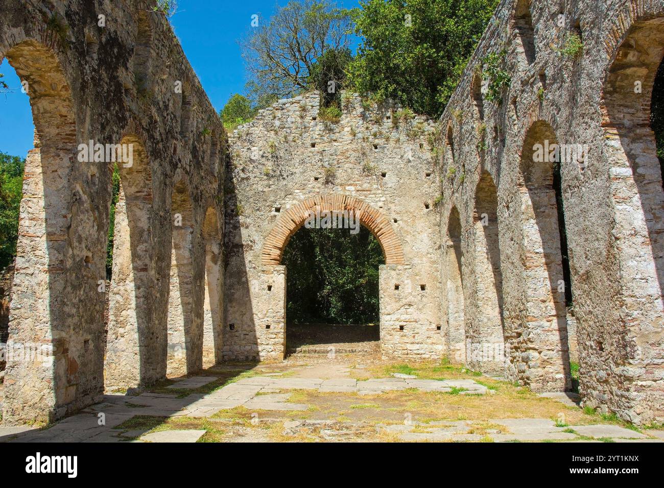 The early 6th century Byzantine Great Basilica in Butrint ...