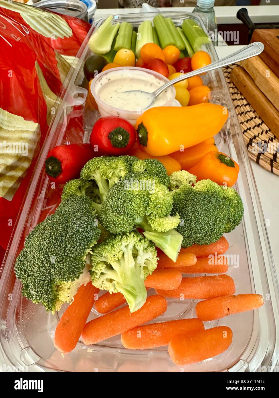Vegetables celery peppers hi-res stock photography and images - Alamy