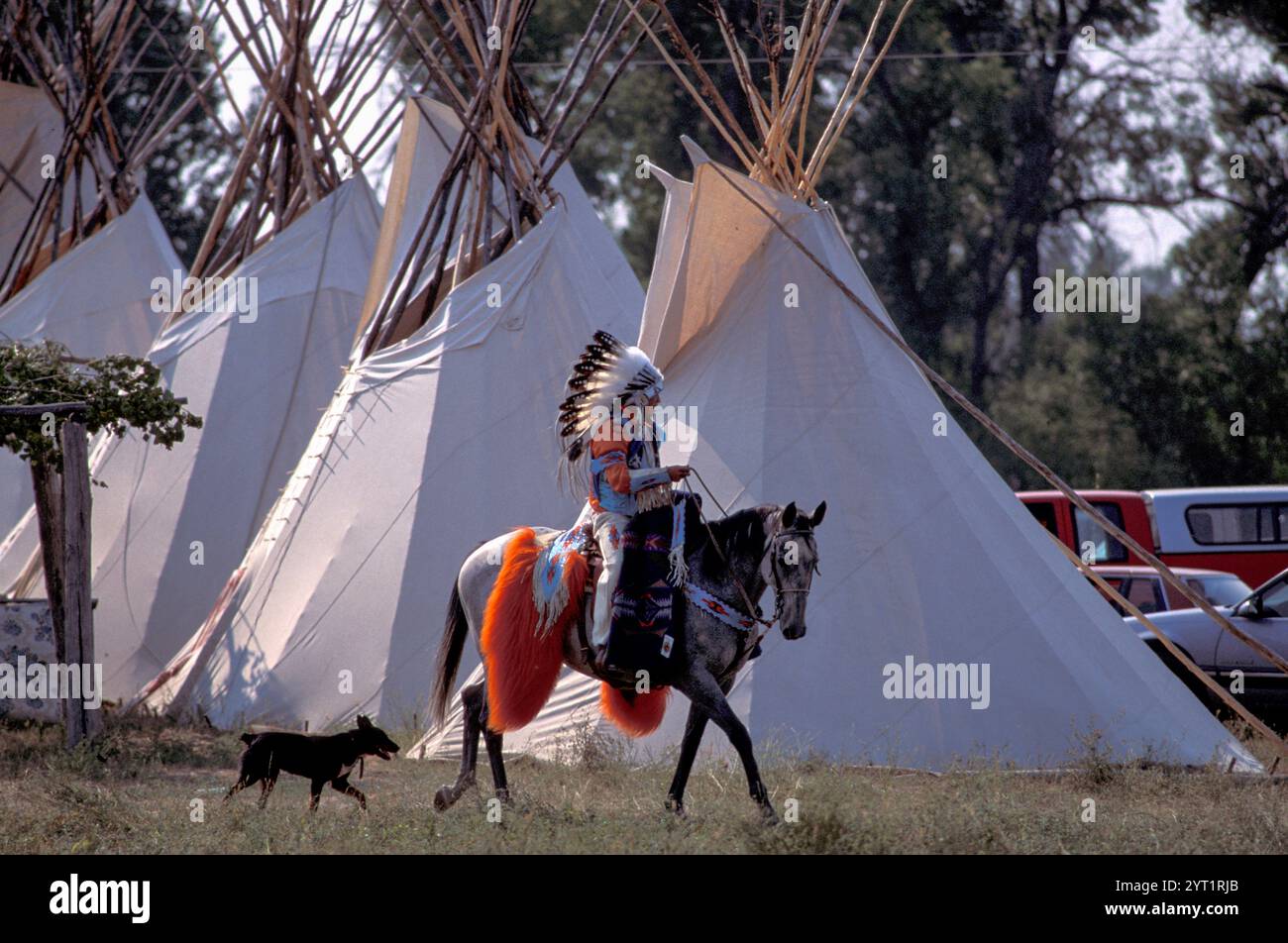Native American, Tipis and Crow horseback rider , Crow Fair, Crow ...