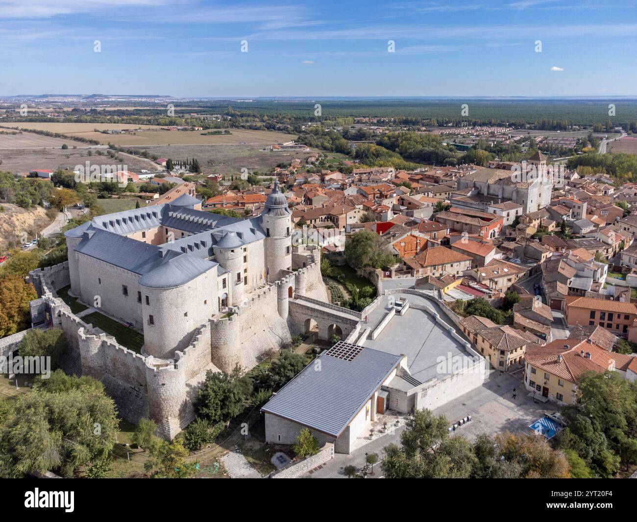 15th century castles of castile and leon hi-res stock photography and ...