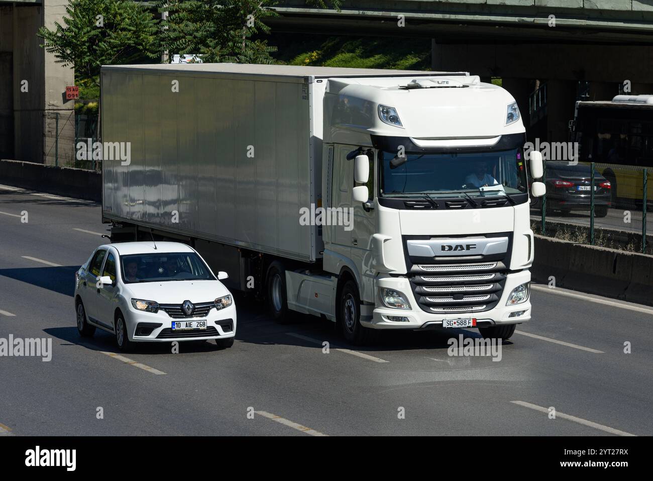 Trucking 19 hi-res stock photography and images - Alamy