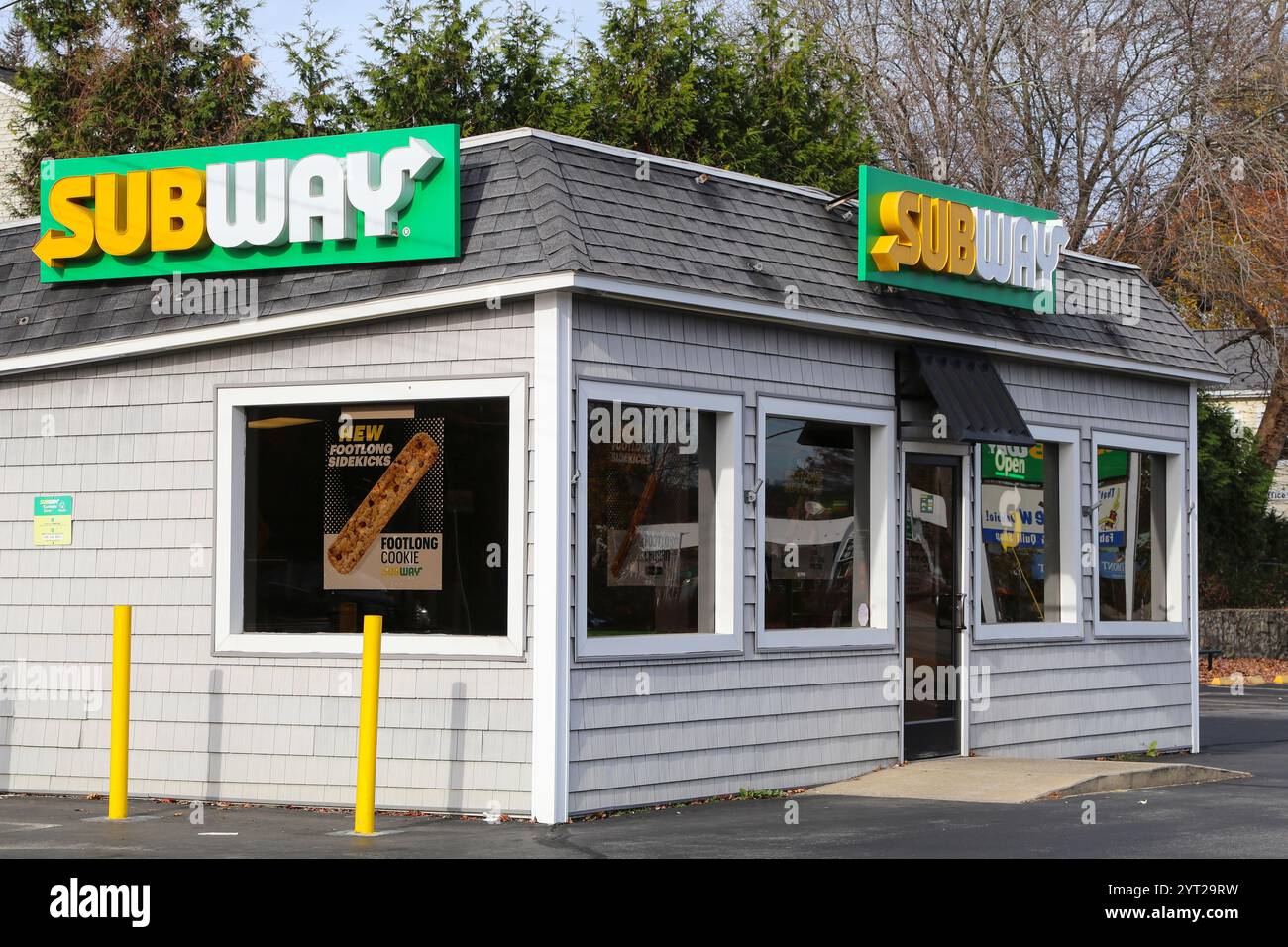 Subway sandwich shop in Groton, Connecticut on November 10, 2024 Stock ...