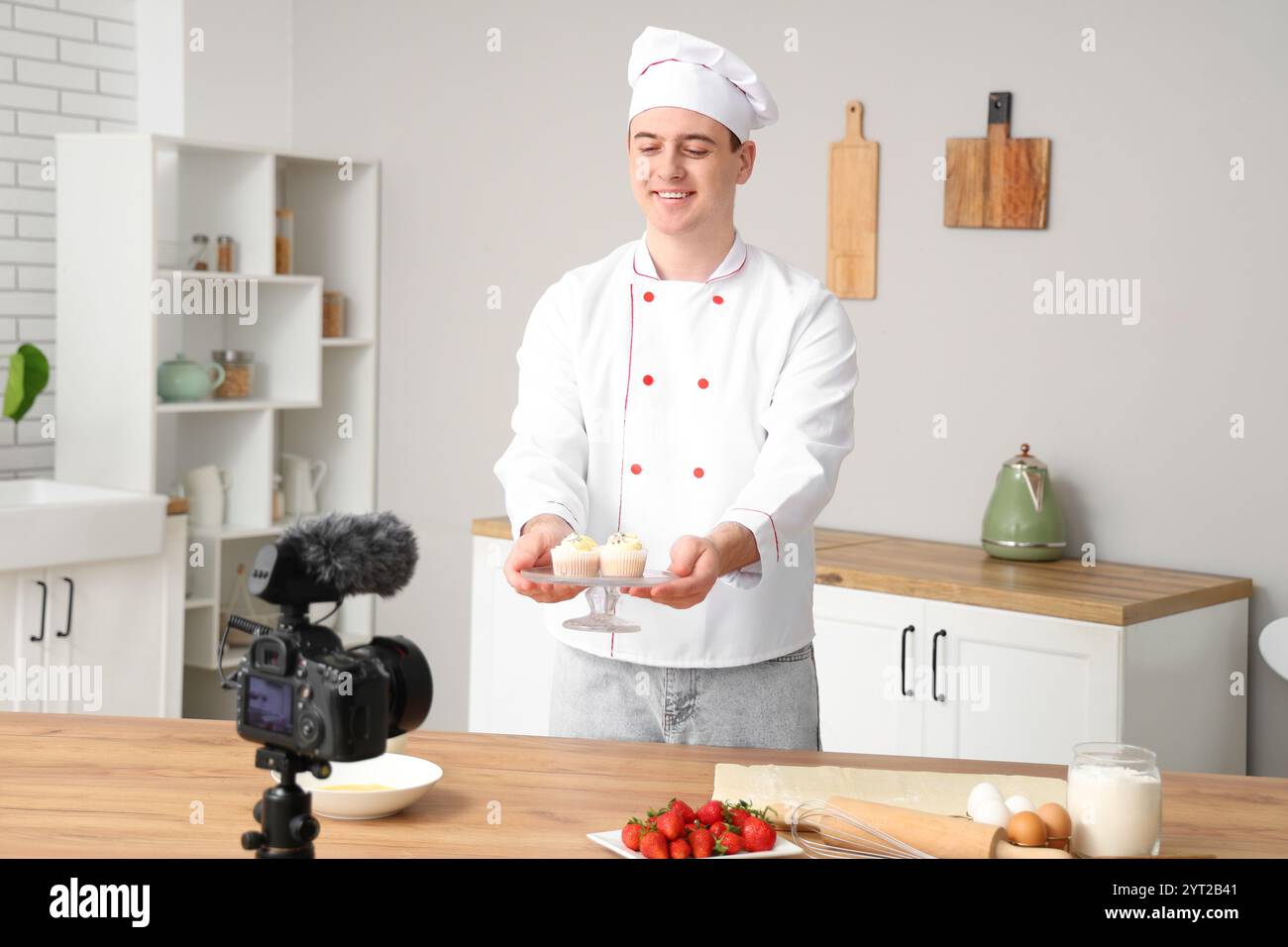 Baker recording video tutorial hi-res stock photography and images - Alamy