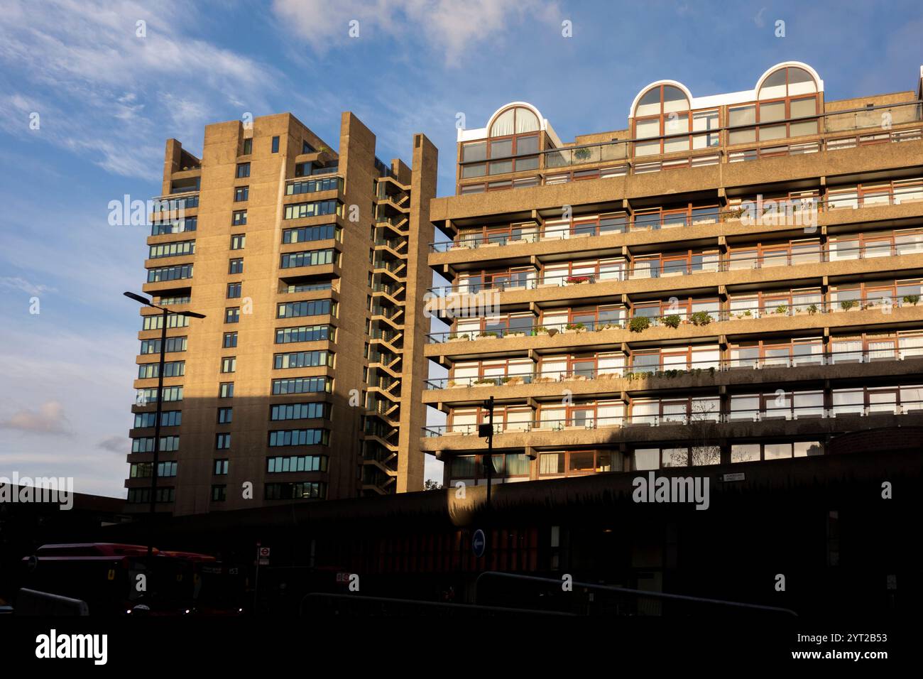 Blake tower and john trundle court hi-res stock photography and images ...