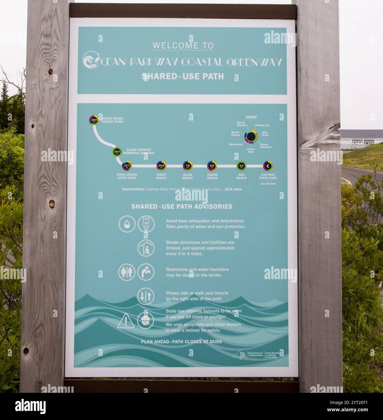 Shared path paths hi-res stock photography and images - Alamy