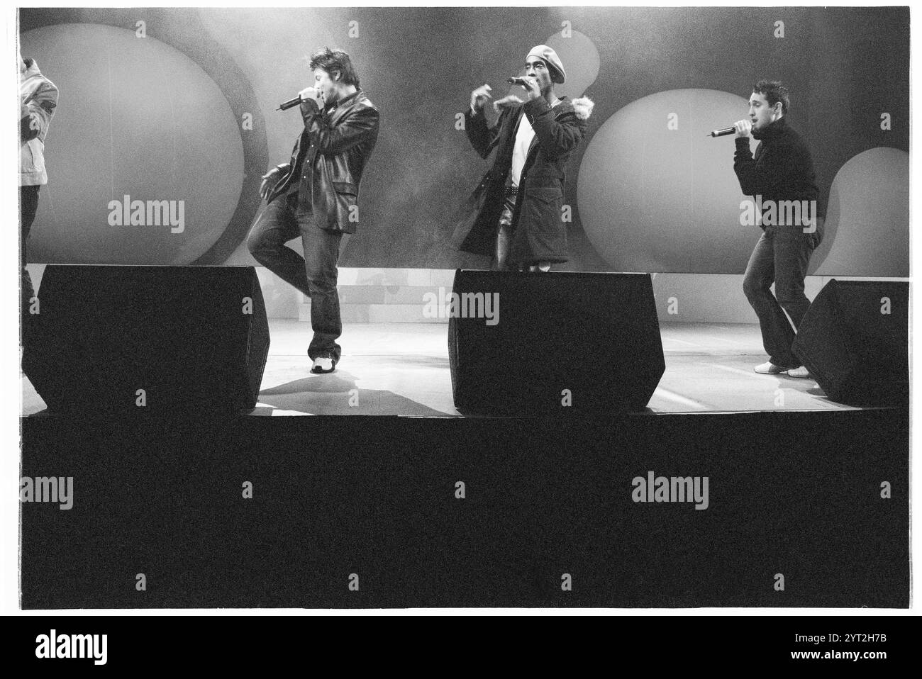 BLUE, BOYBAND, YOUNG, CONCERT 2001: The whole band (all four members ...