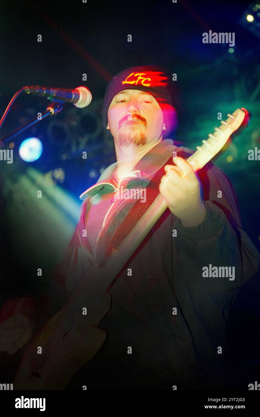 SICE, THE BOO RADLEYS, READING FESTIVAL 1997: Singer Simon Rowbottom ...