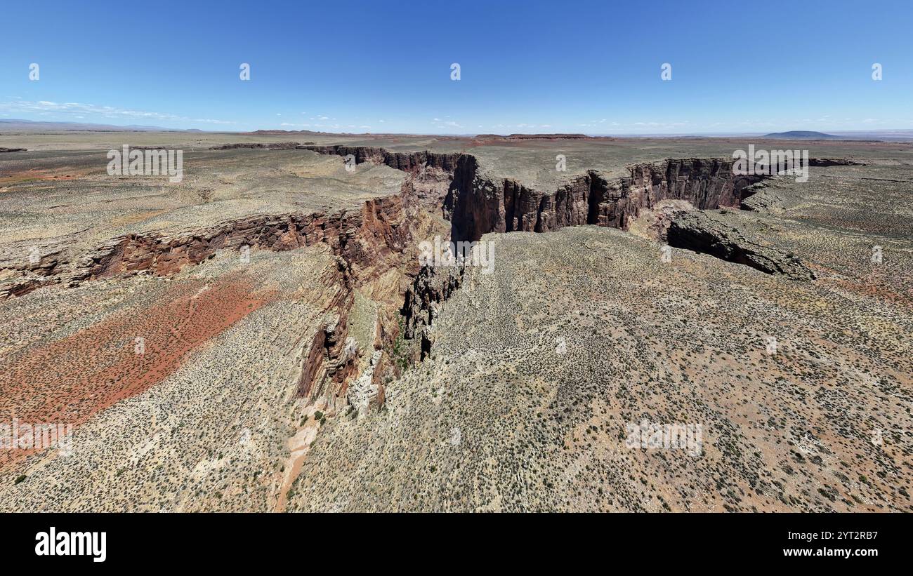 Giant crack of the far reaches of the Grand Canyon from above Stock ...