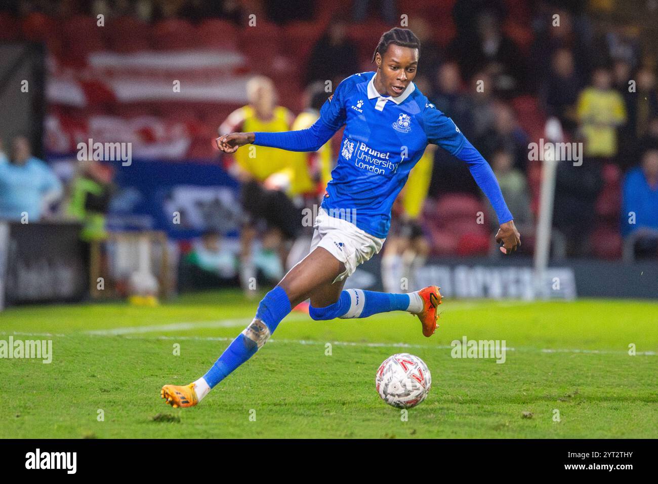 Kallum Cesay running with the ball in the FA Cup, Grimsby Town Vs ...