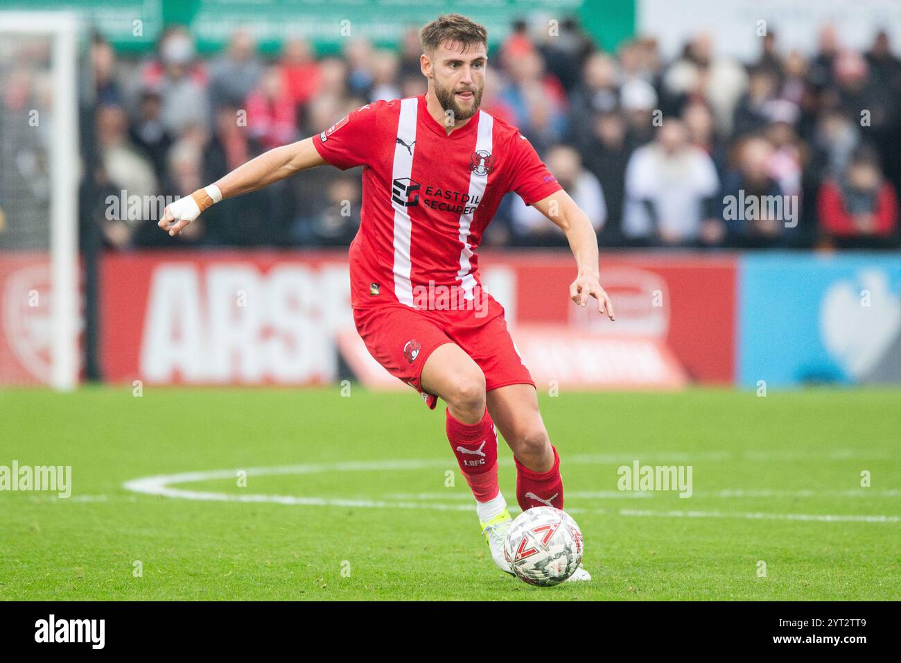 Boreham wood fc home game hi-res stock photography and images - Alamy