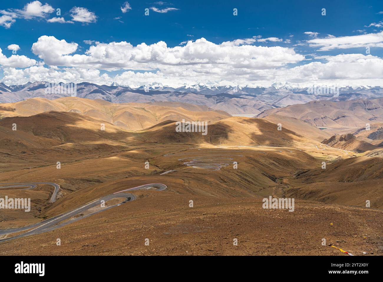 Winding Roads of Friendship Highway En Route to Mount Everest in Tibet ...