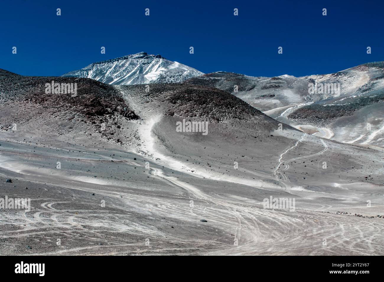 Ojos del Salado highest volcano on Earth mountain summit in Atacama ...
