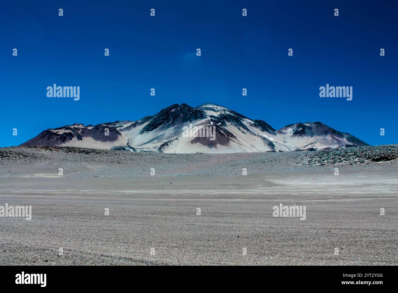 Ojos del Salado highest volcano on Earth mountain summit in Atacama ...