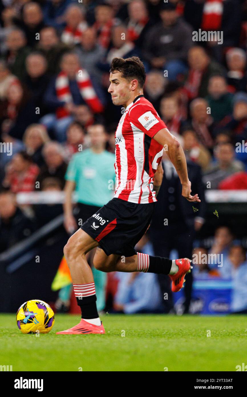 Daniel Vivian seen during LaLiga EA SPORTS game between teams of ...