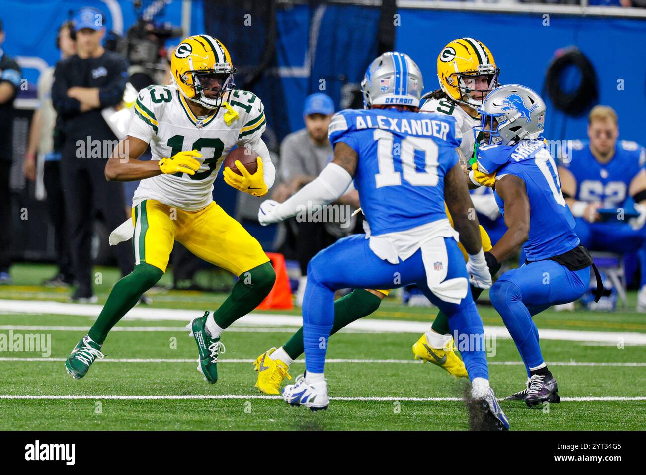 Green Bay Packers place kicker Brandon McManus (17) cuts away from ...