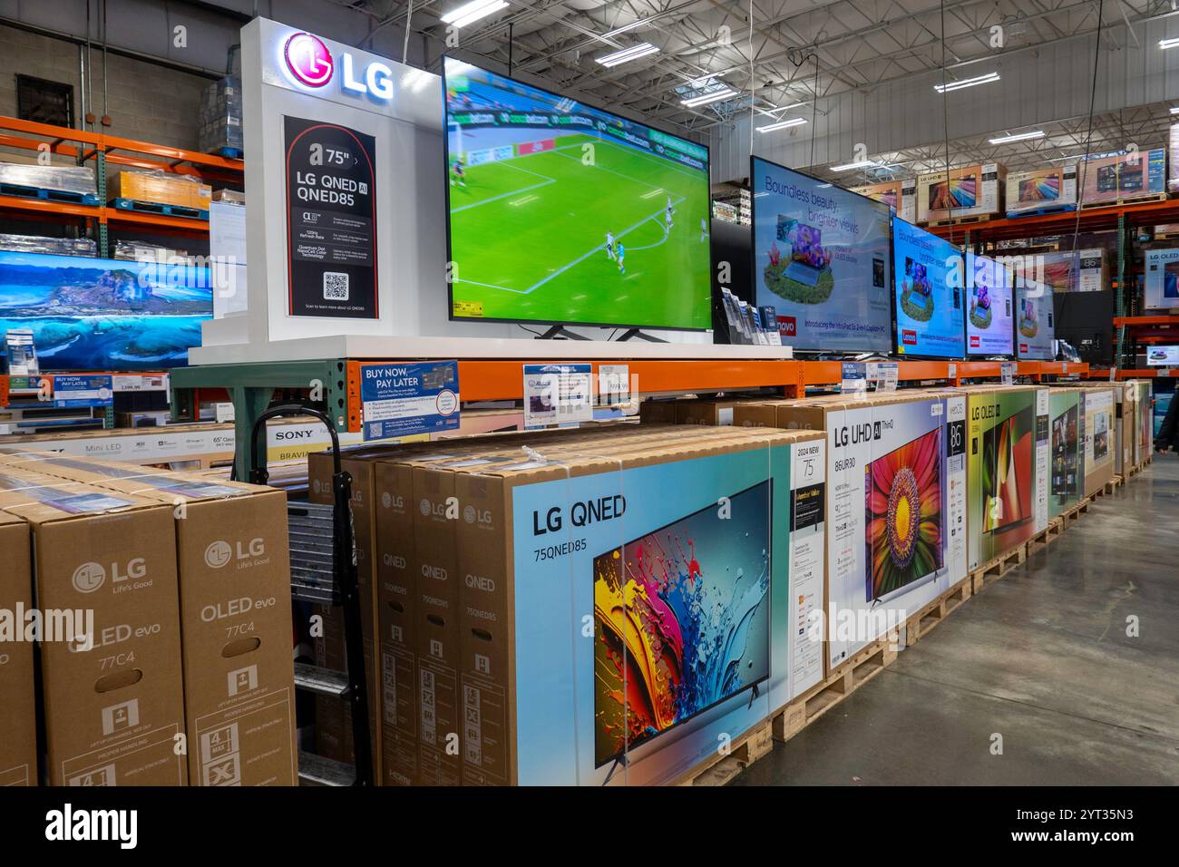 Costco Wholesale Warehouse Store in Massachusetts, USA Stock Photo - Alamy