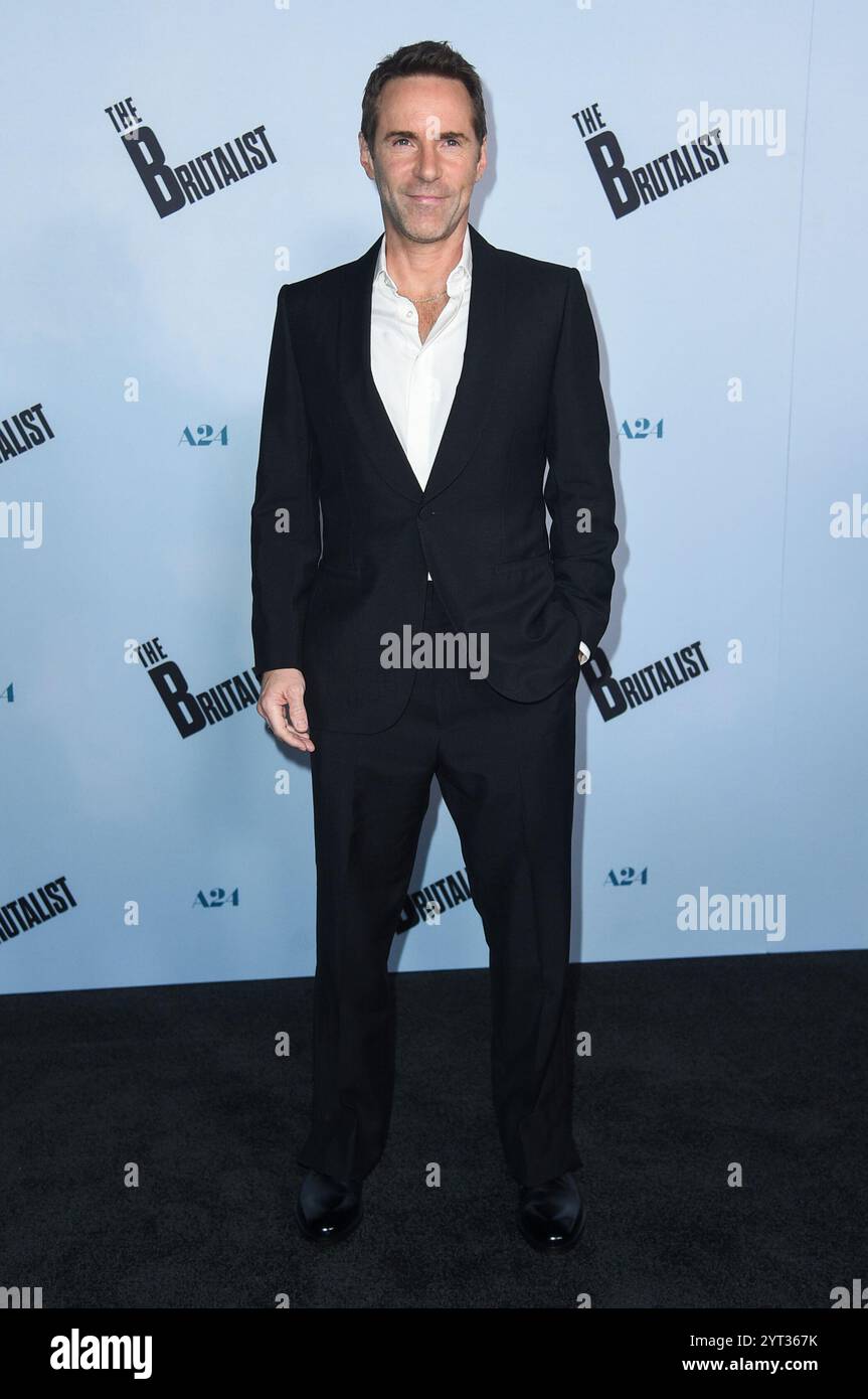 Alessandro Nivola arrives at the premiere of "The Brutalist" on ...