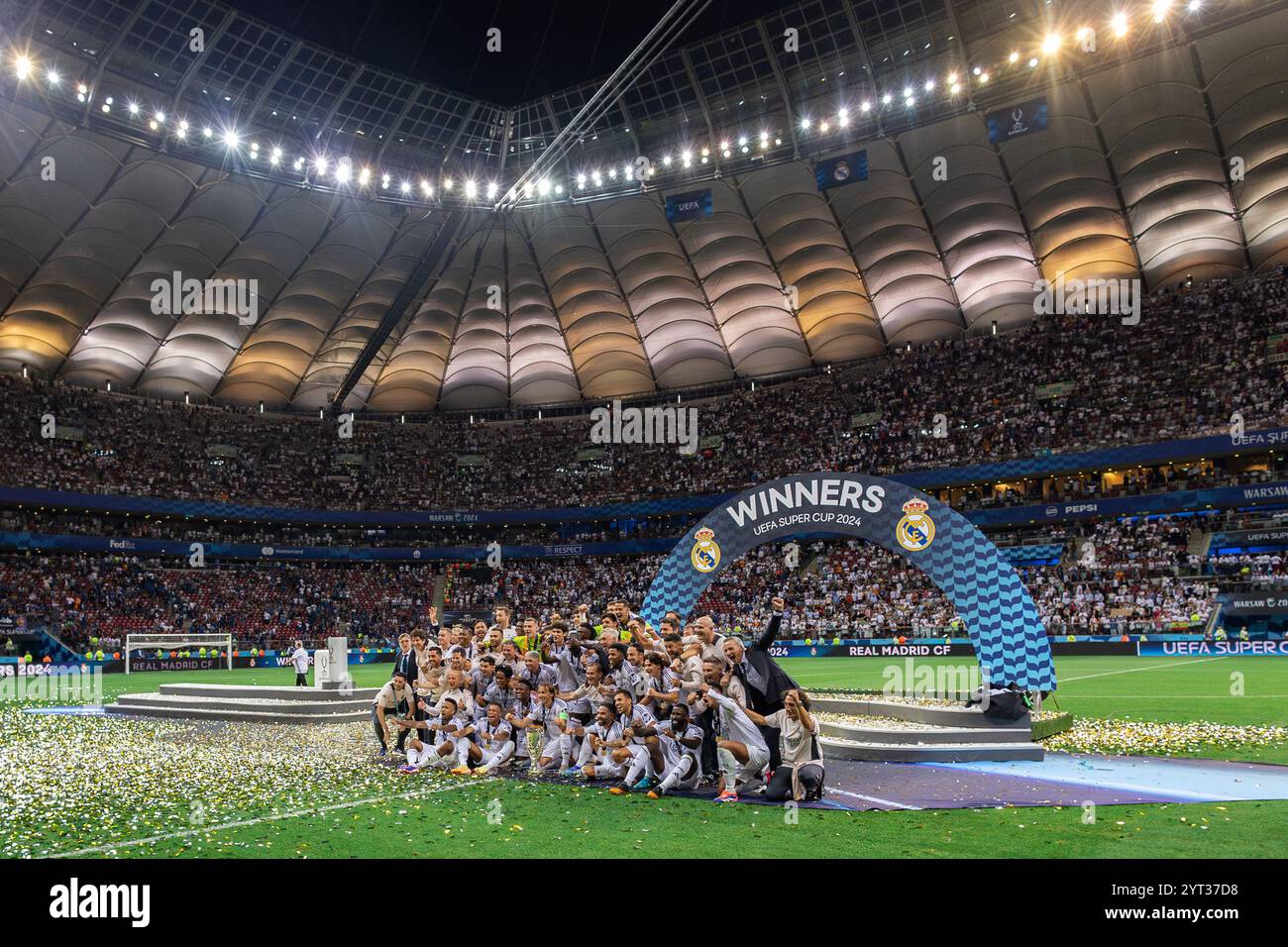 Team of Real Madrid celebrate a victory during the ceremony after the ...