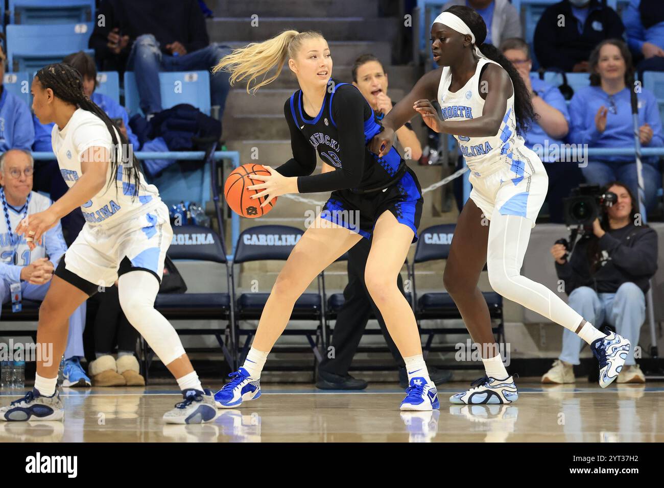 Chapel Hill, North Carolina, USA. 5th Dec, 2024. Kentucky Wildcats ...