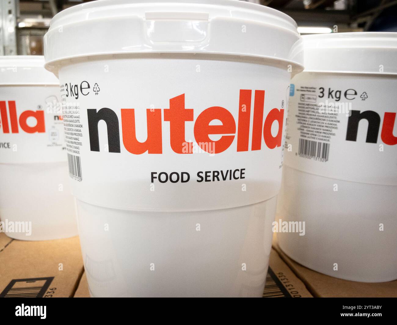 Nutella food service hi-res stock photography and images - Alamy