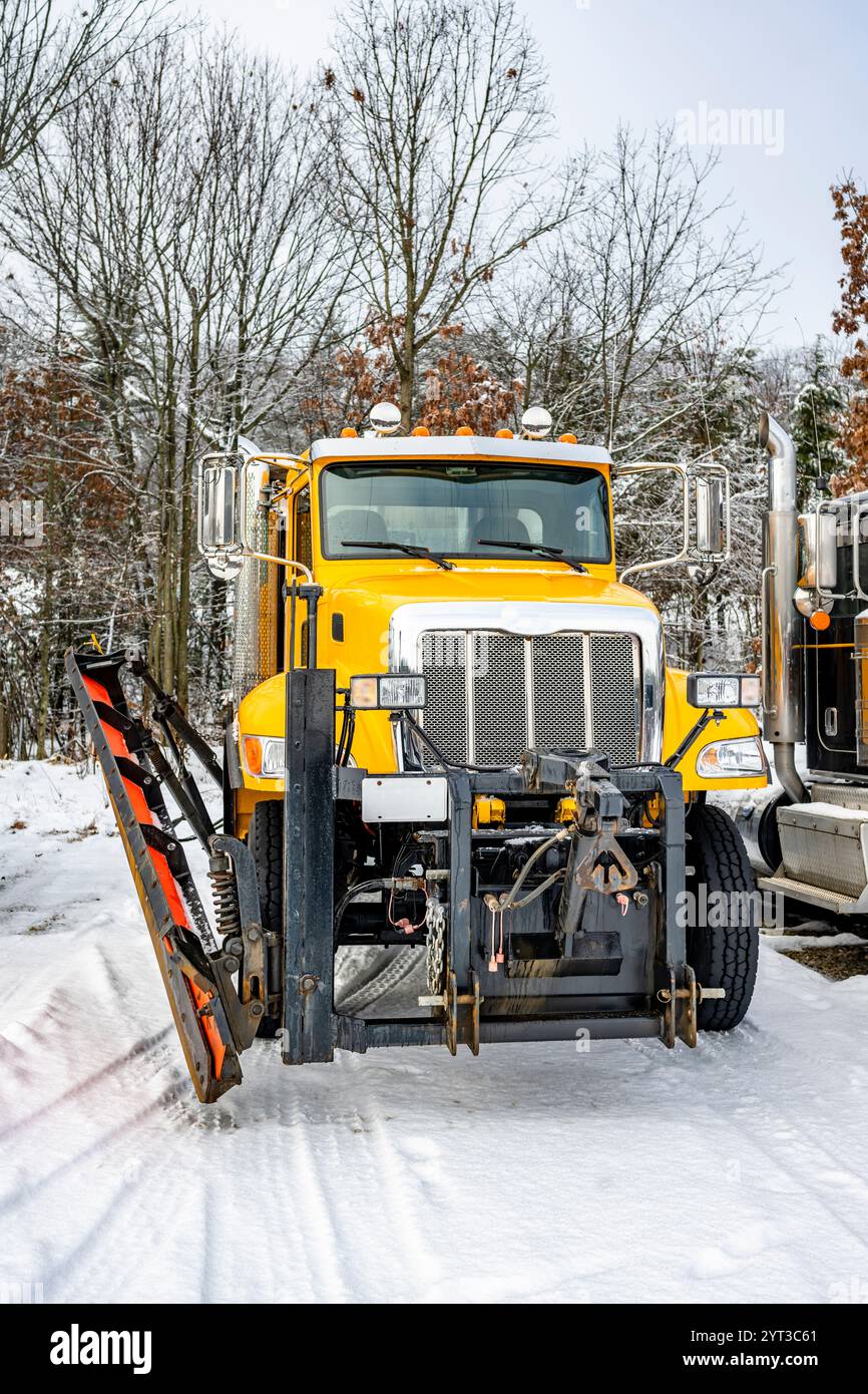 Snow removal vehicle powerful yellow big rig semi truck with tip ...