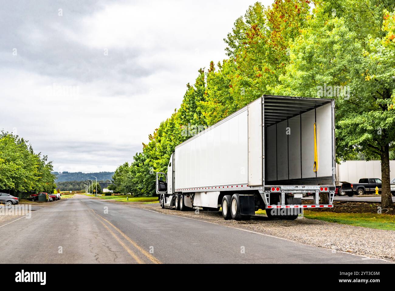 Long hauler carrier white big rig semi truck with extended cab for ...