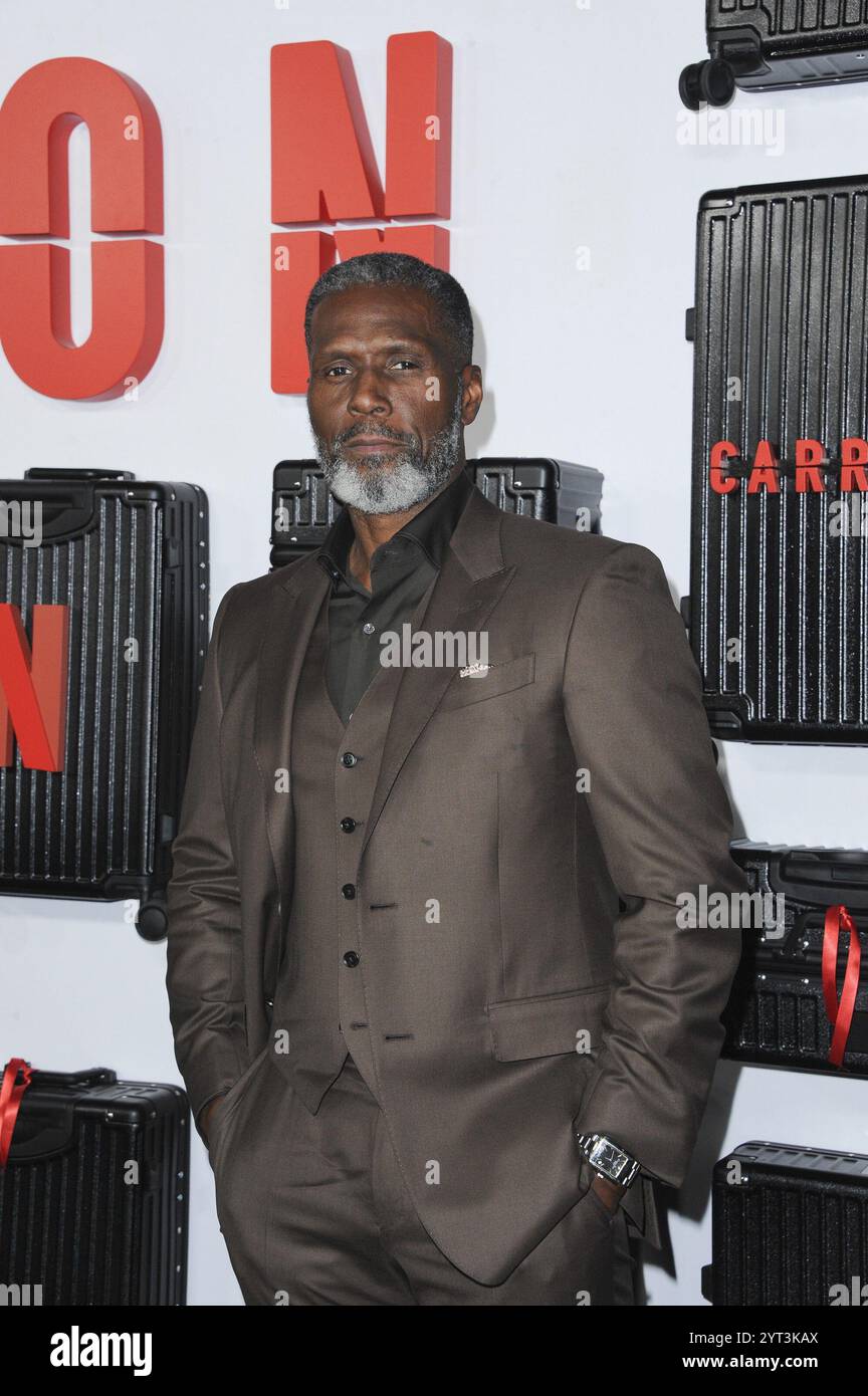 Ca. 05th Dec, 2024. Curtiss Cook at arrivals for CARRY-ON Premiere, The ...