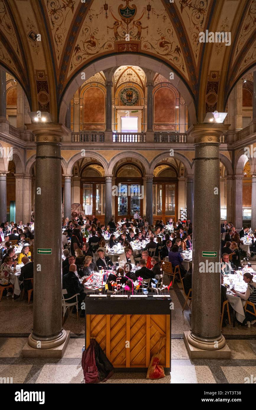 Vienna, Austria. 05th Dec, 2024. Women Artists' Dinner, Artists' Dinner ...