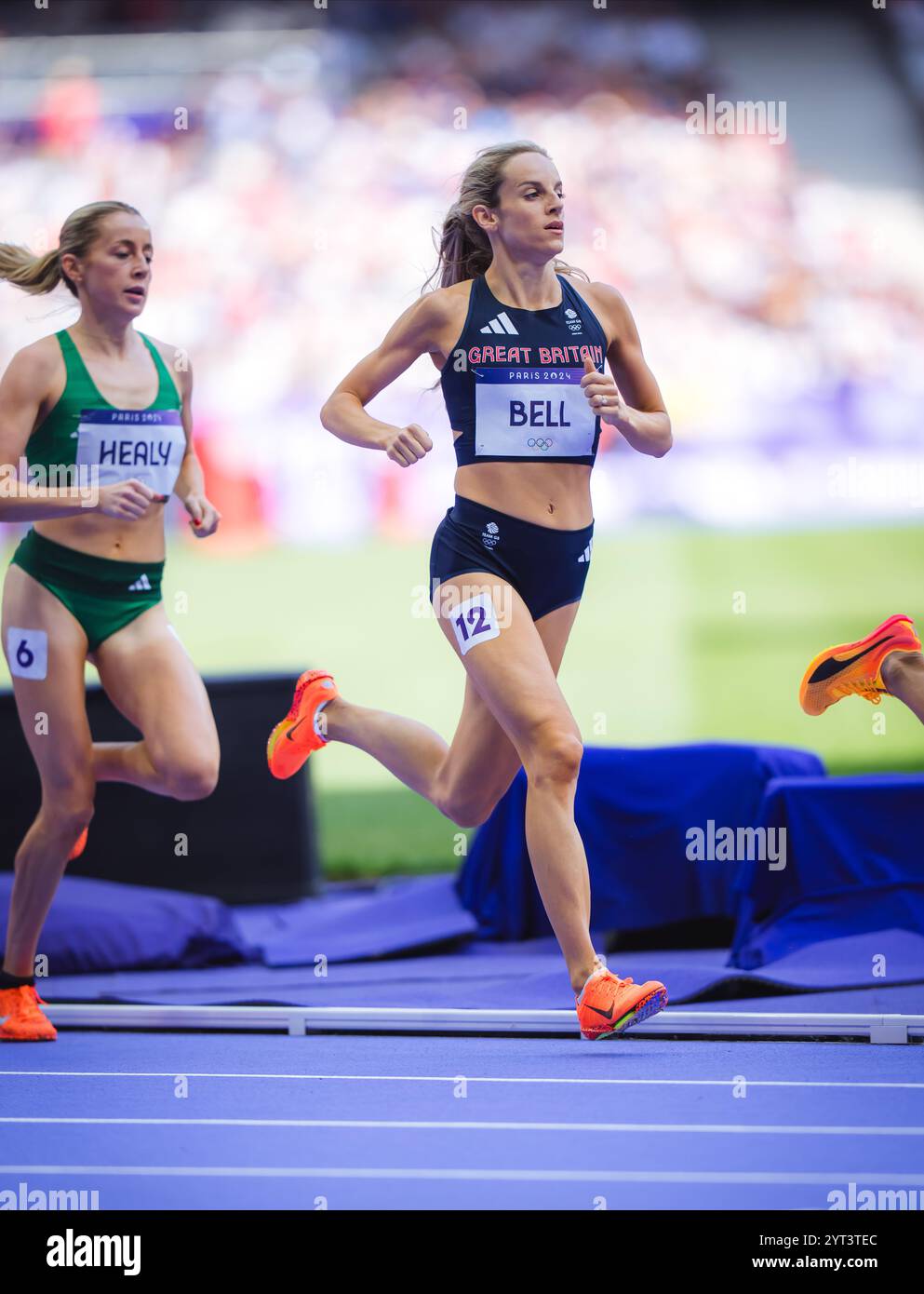 Georgia Bell participating in the 1500 meters at the Paris 2024 Olympic ...