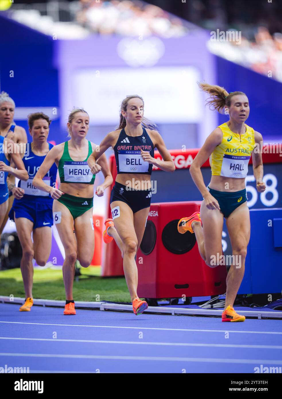 Georgia Bell participating in the 1500 meters at the Paris 2024 Olympic ...