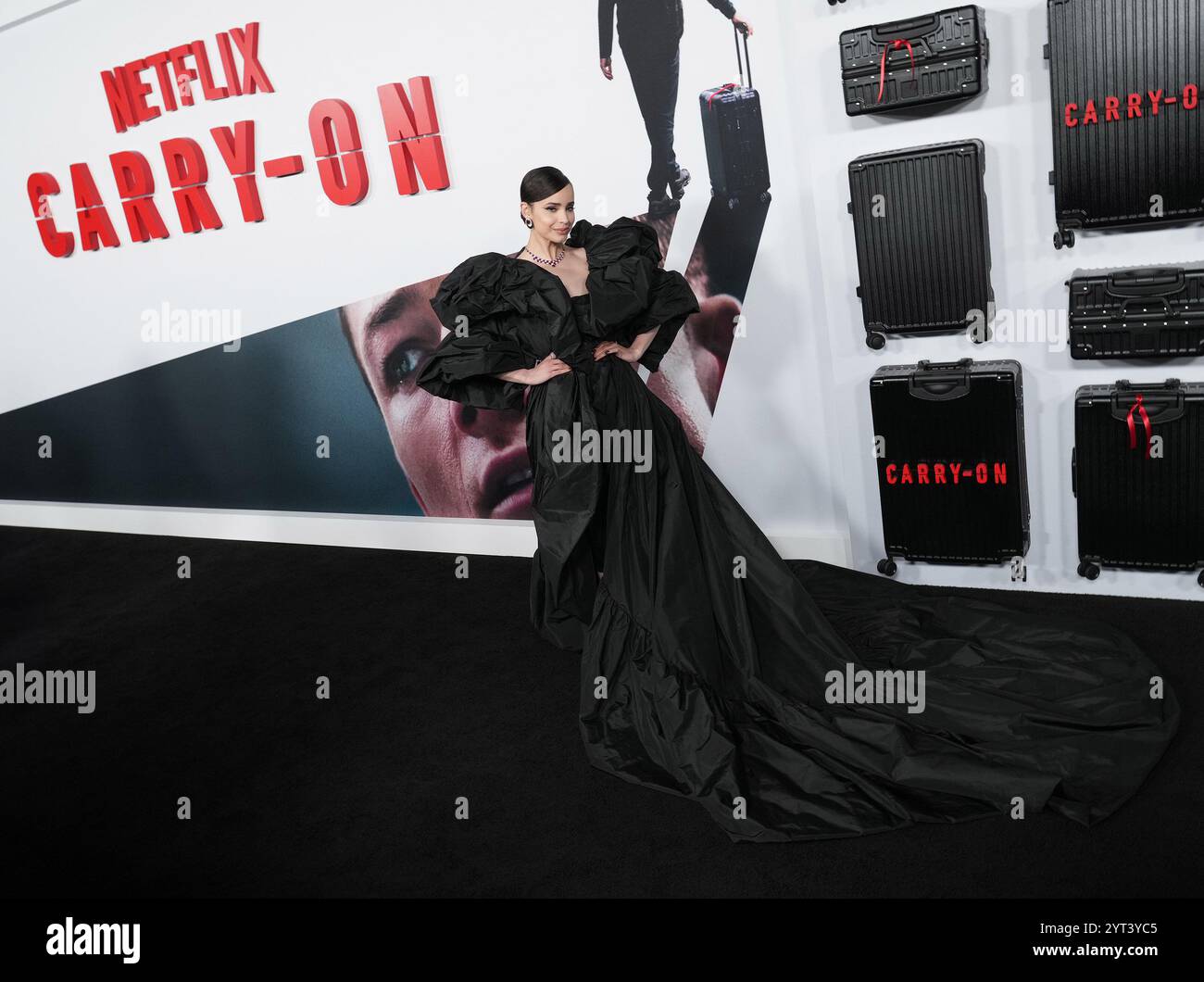 Los Angeles, USA. 05th Dec, 2024. Sofia Carson arrives at Netflix's ...