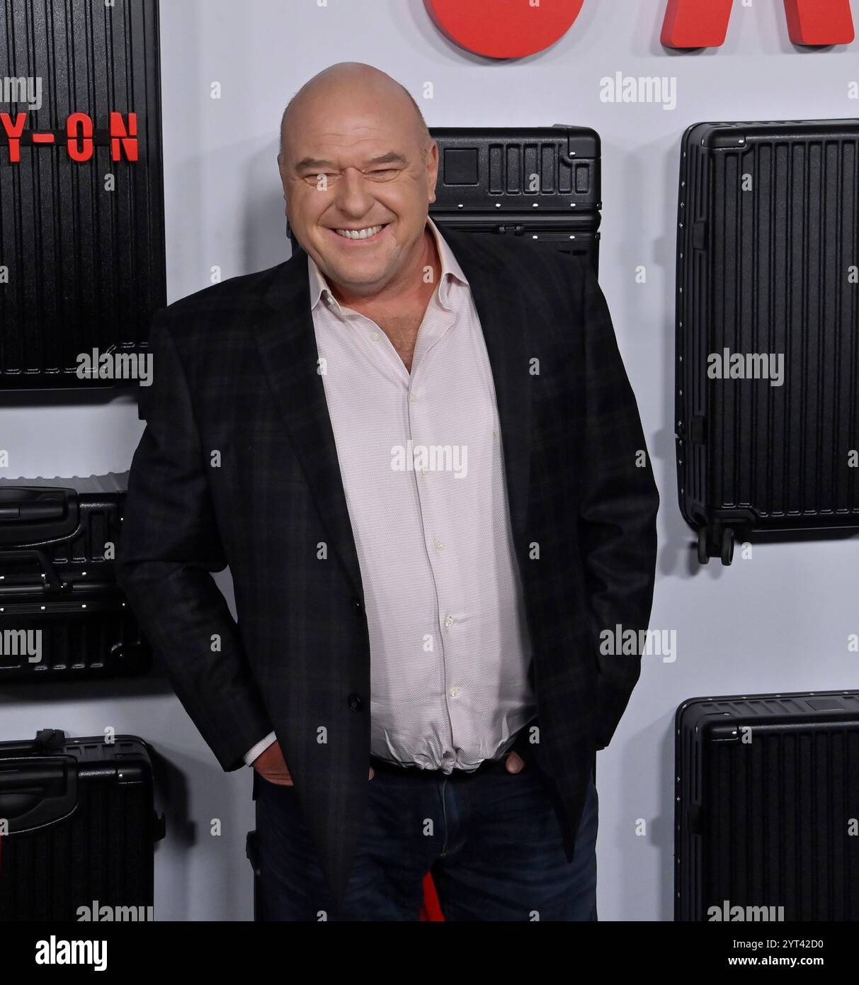 Los Angeles, United States. 05th Dec, 2024. Cast member Dean Norris ...