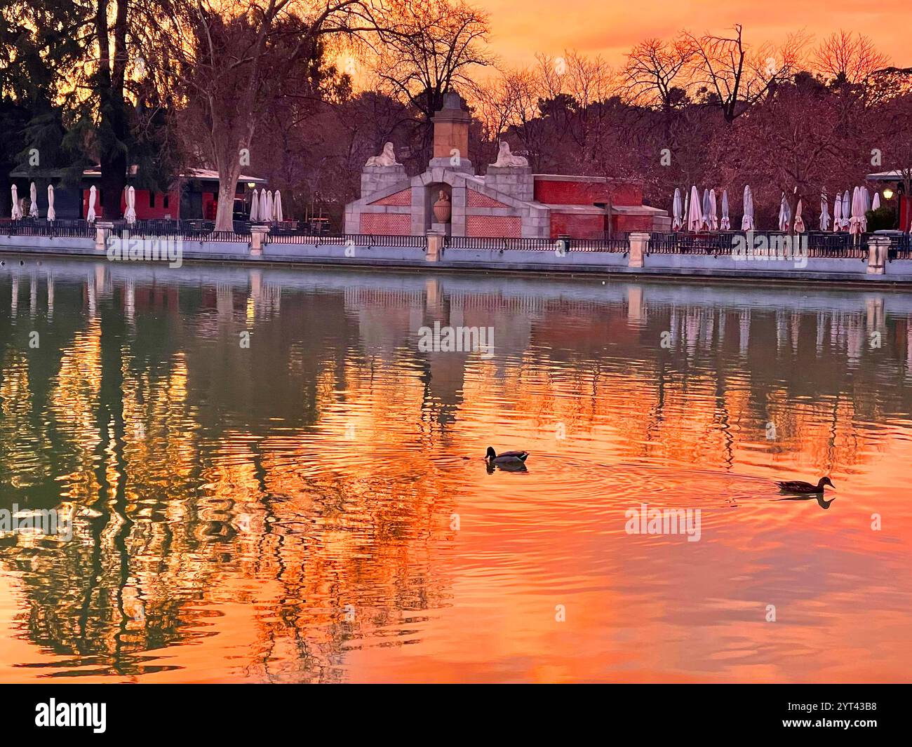 Reflejos de luz de color hi-res stock photography and images - Alamy