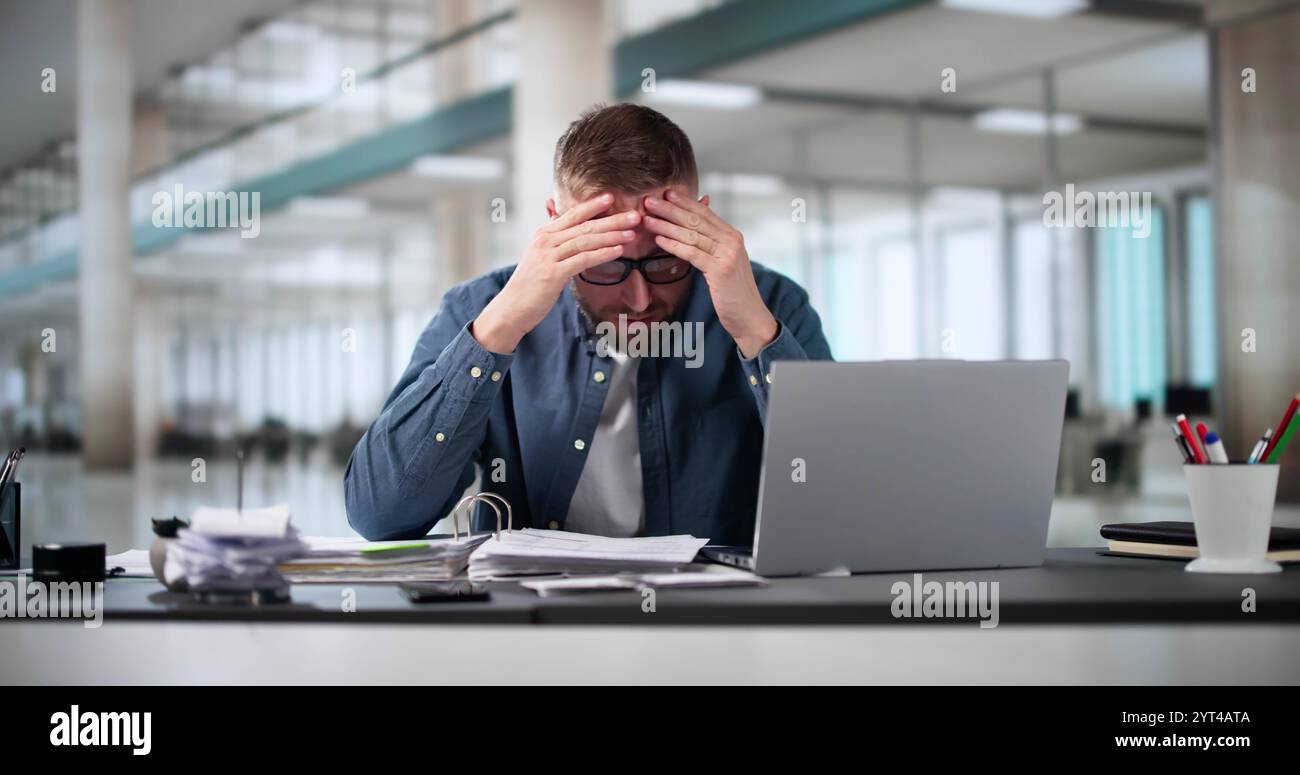 Tired night business man hi-res stock photography and images - Alamy