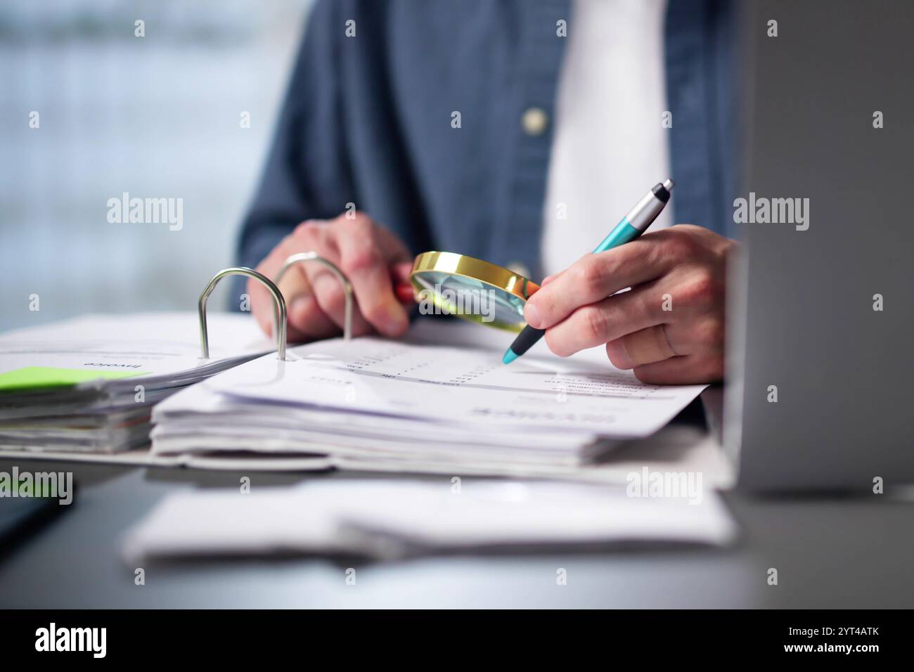 Auditor Using Magnifying Glass For Audit And Fraud Investigation Stock ...