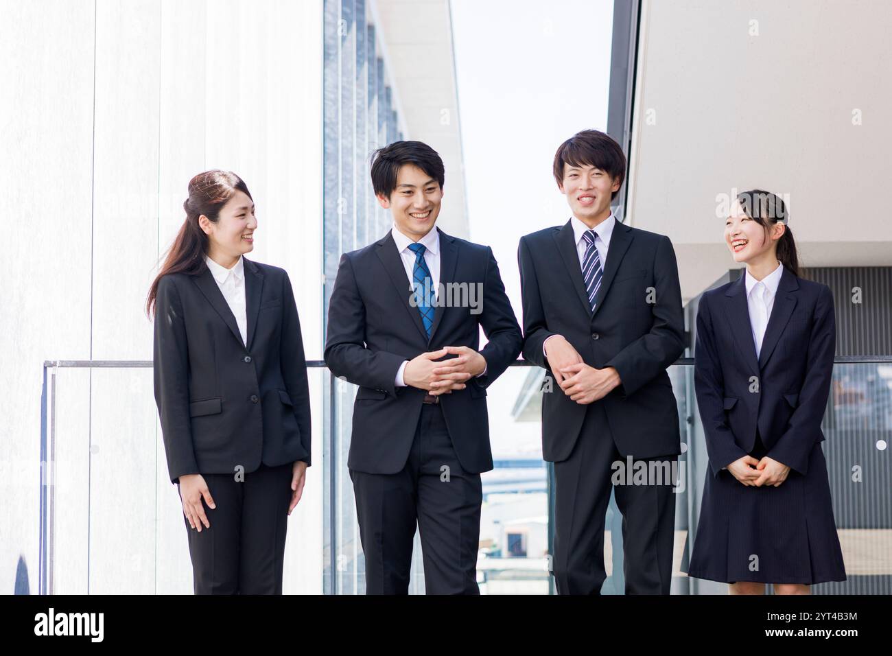 Lifestyle groups hi-res stock photography and images - Alamy